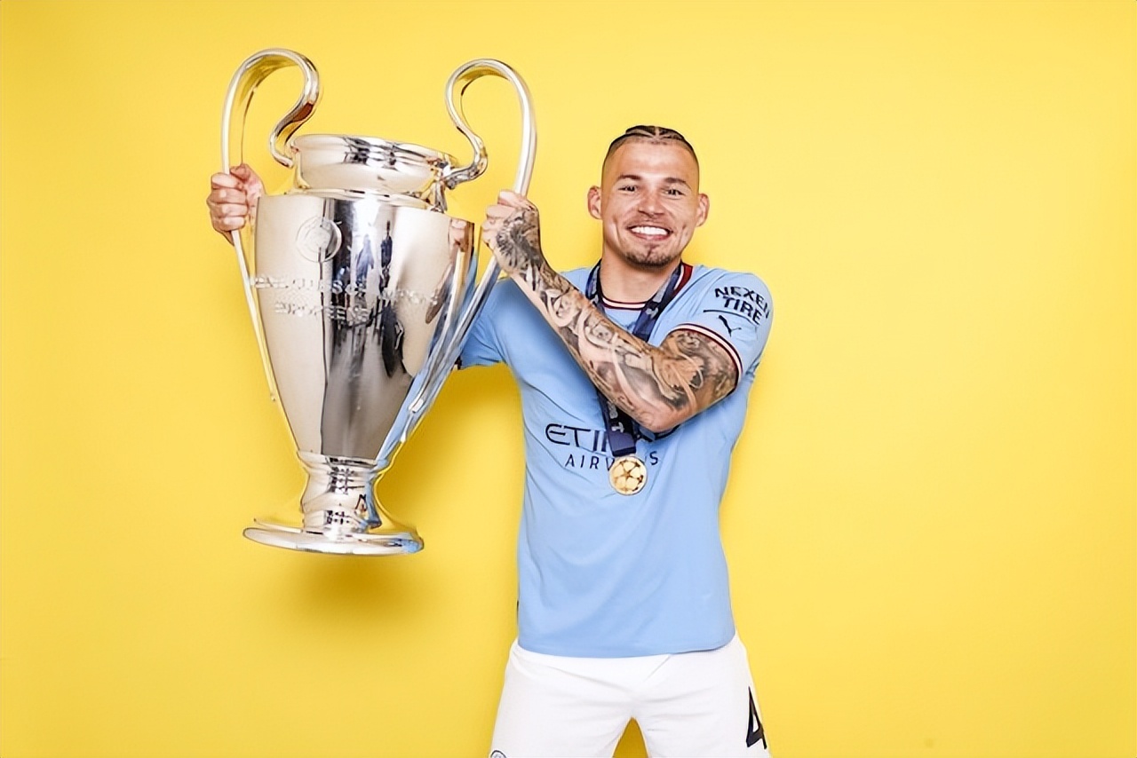 Calvin Phillips denies being overweight, says Guardiola criticism 'a ...