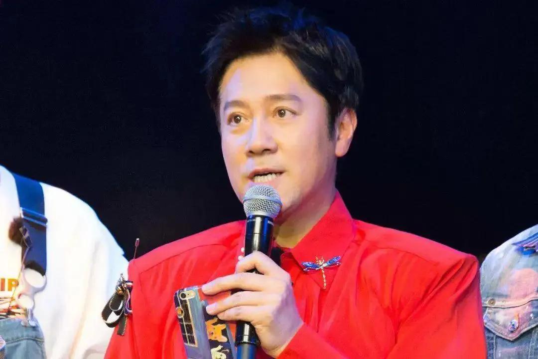 He became famous by a song and commented on Andy Lau: Singing is not as ...