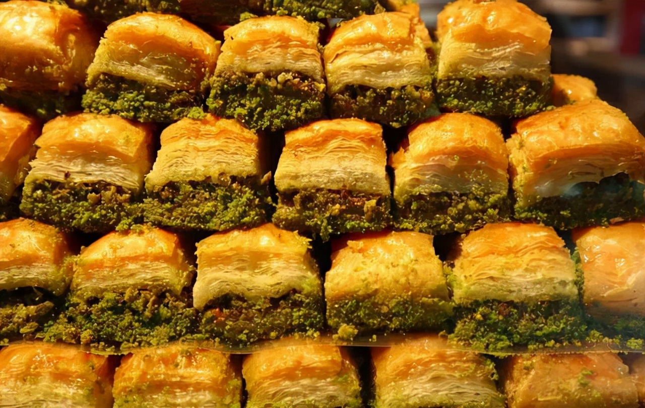Open store-level recipe Xinjiang rose Baklava crispy sweet and durable ...