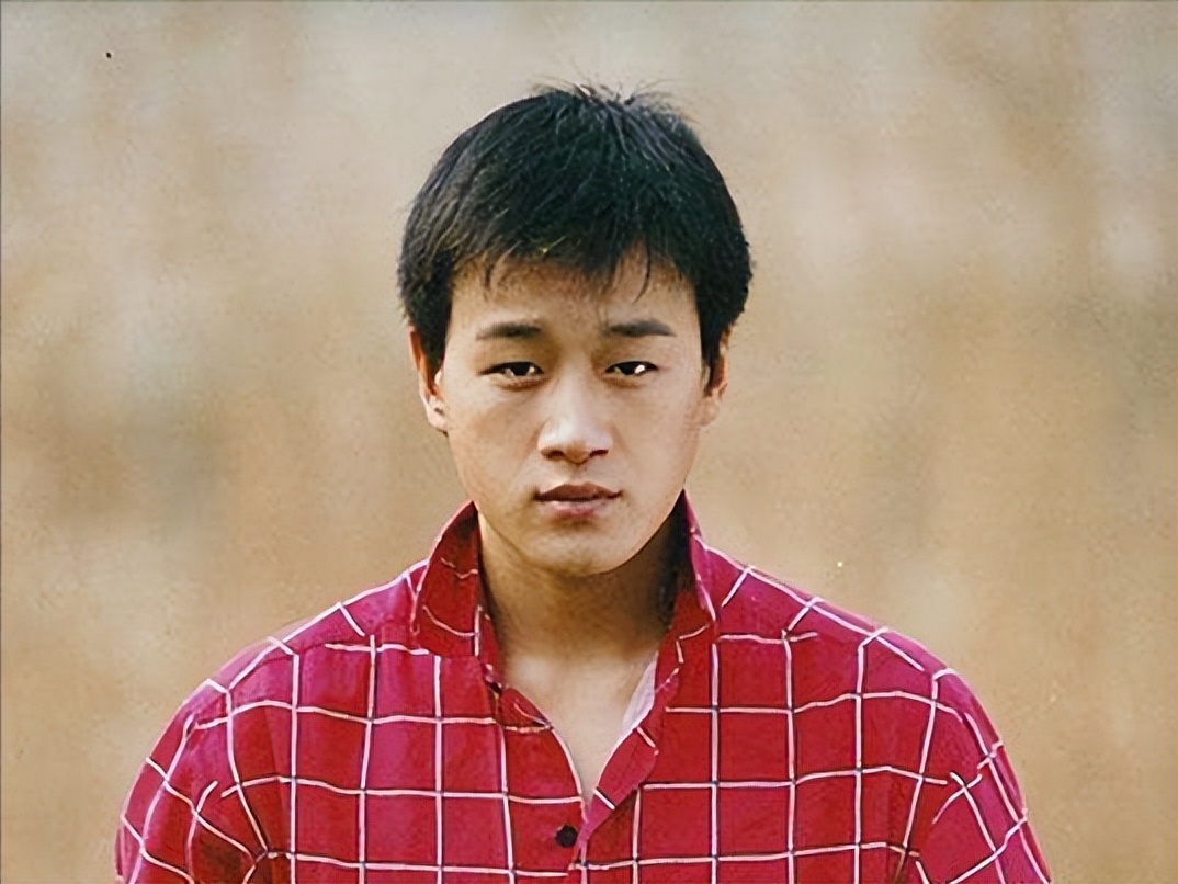 Bad acting skills, low quality, bad character design, the good ...