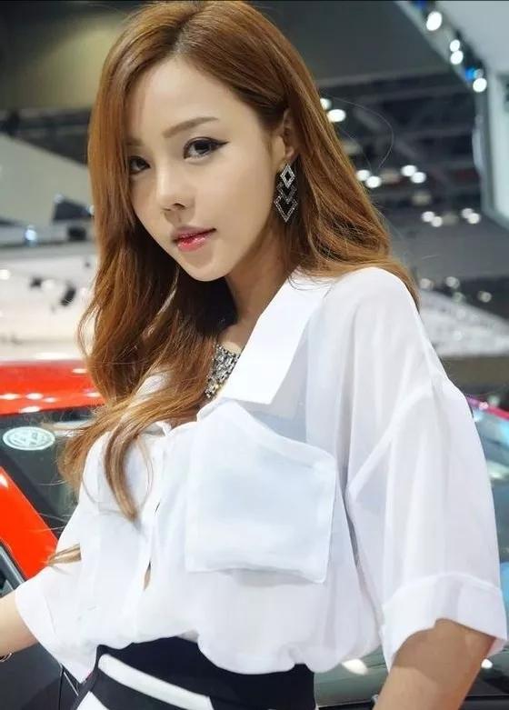 Xu Zhener, Appreciation of Meitu Series - iNEWS