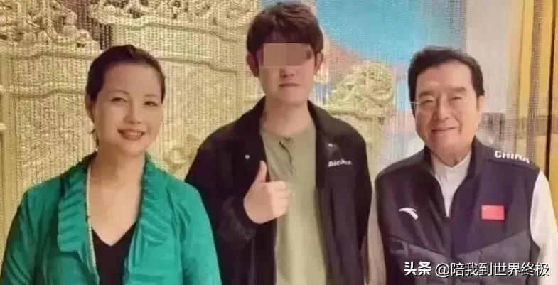 Li Tian made his first public appearance as soon as he was released ...