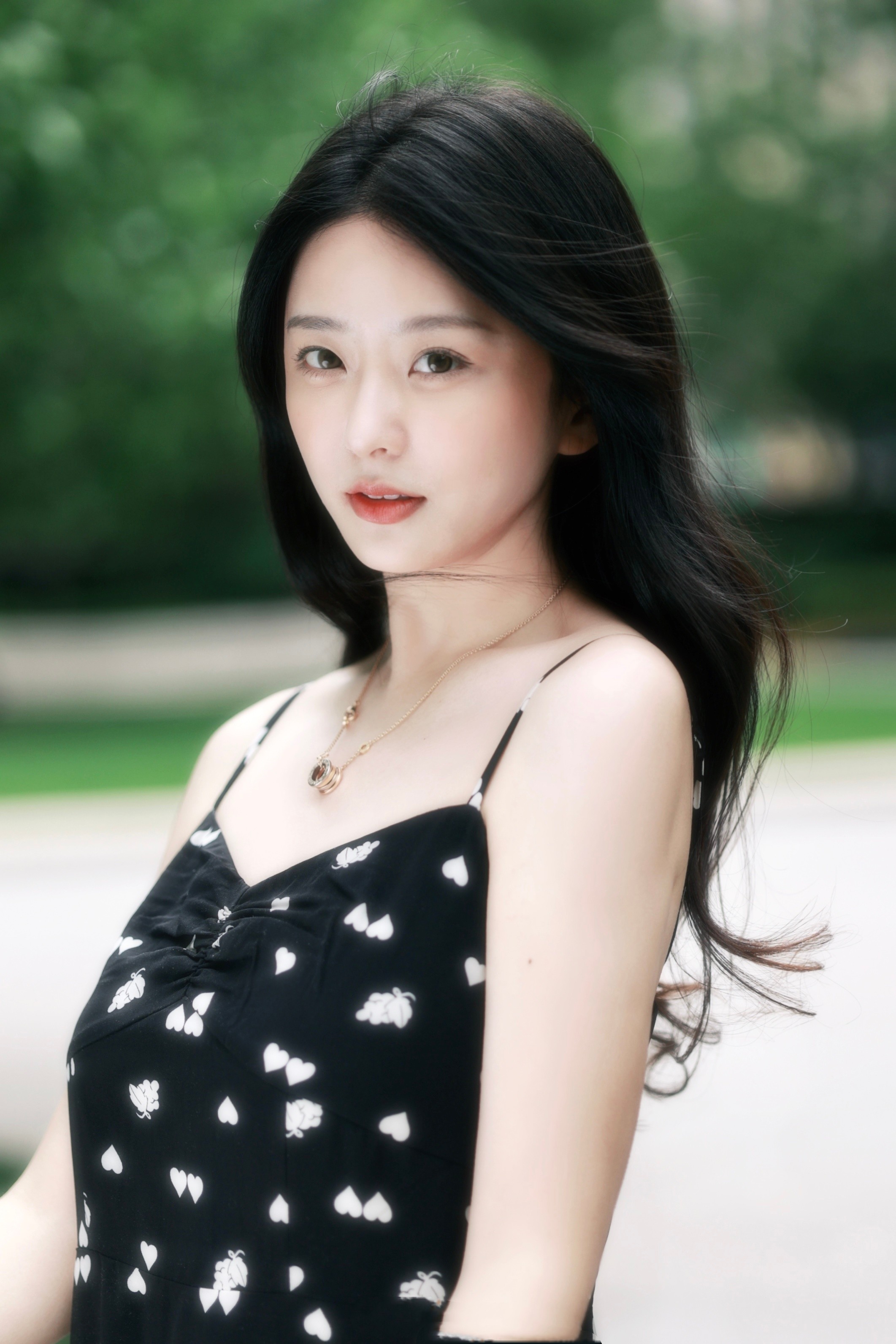 Sweet little princess and goddess Wang Jiali - iNEWS