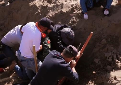 The 29-year-old actress encountered quicksand while filming!Body was ...