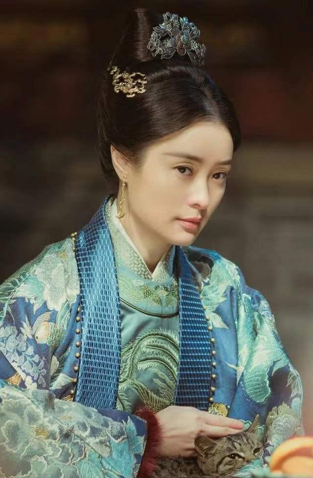 What was the higher or lower status of the crown prince and the ...