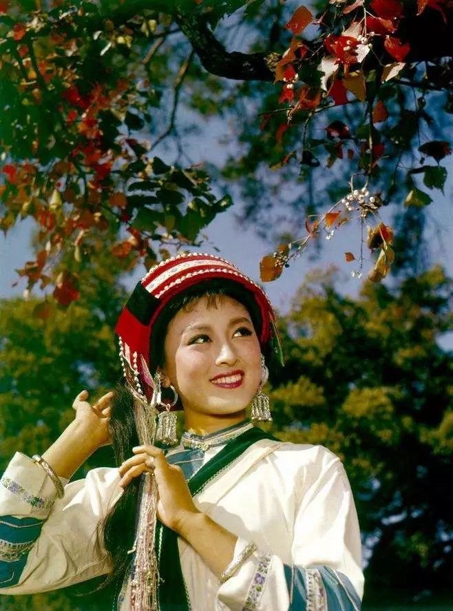 Forever Ashima Yang Likun: At the age of 22, she became popular and ...