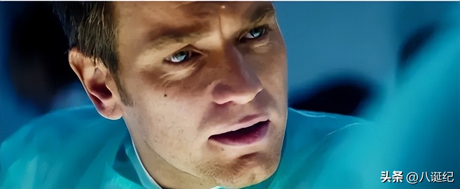 The movie "Escape from Clone Island": How does the director Michael ...