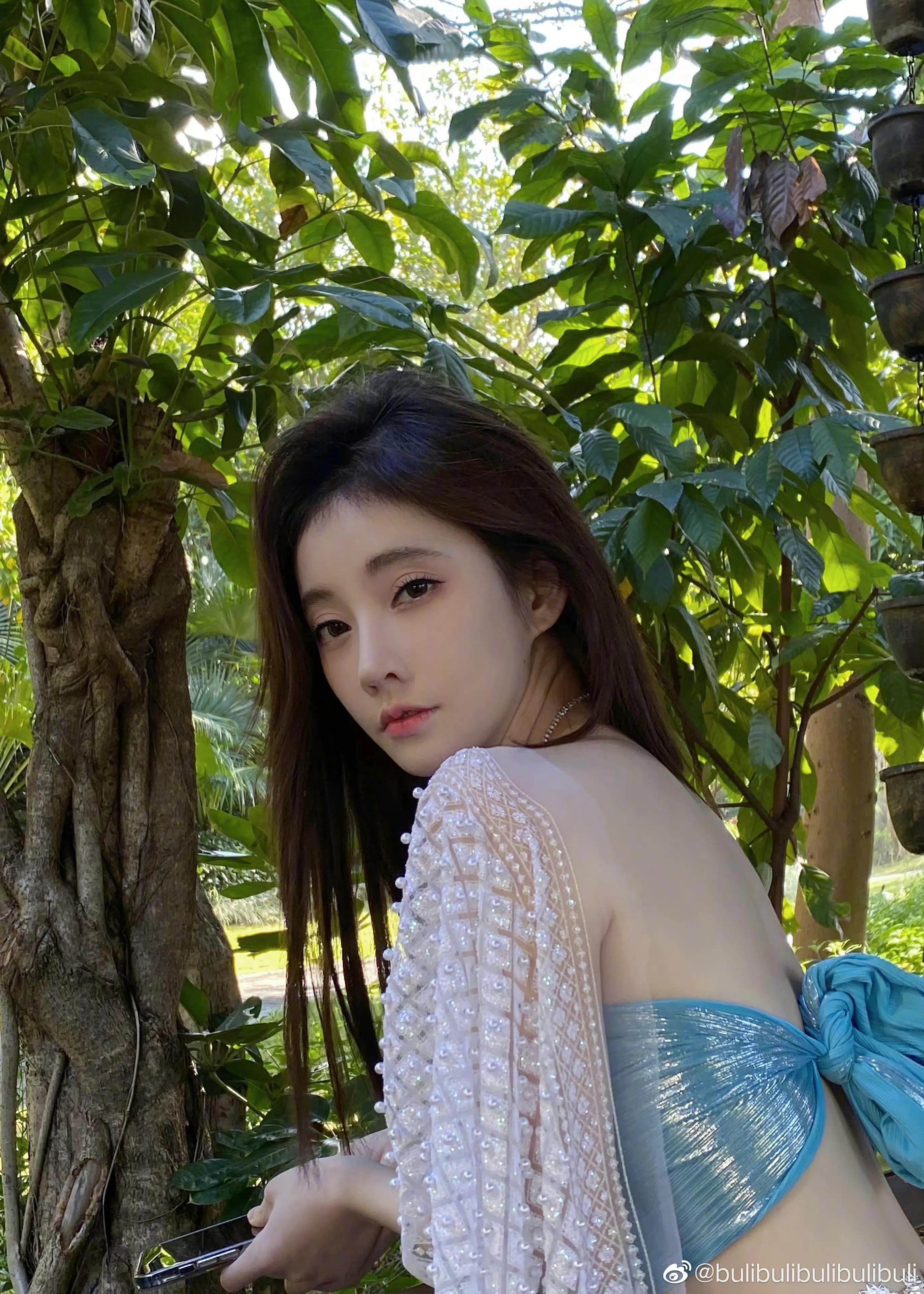 Feng Timo, an online celebrity with both face value and voice, travel ...