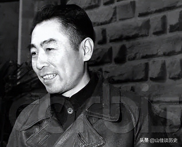 During the war of liberation, Chiang Kai-shek prepared a butcher knife ...