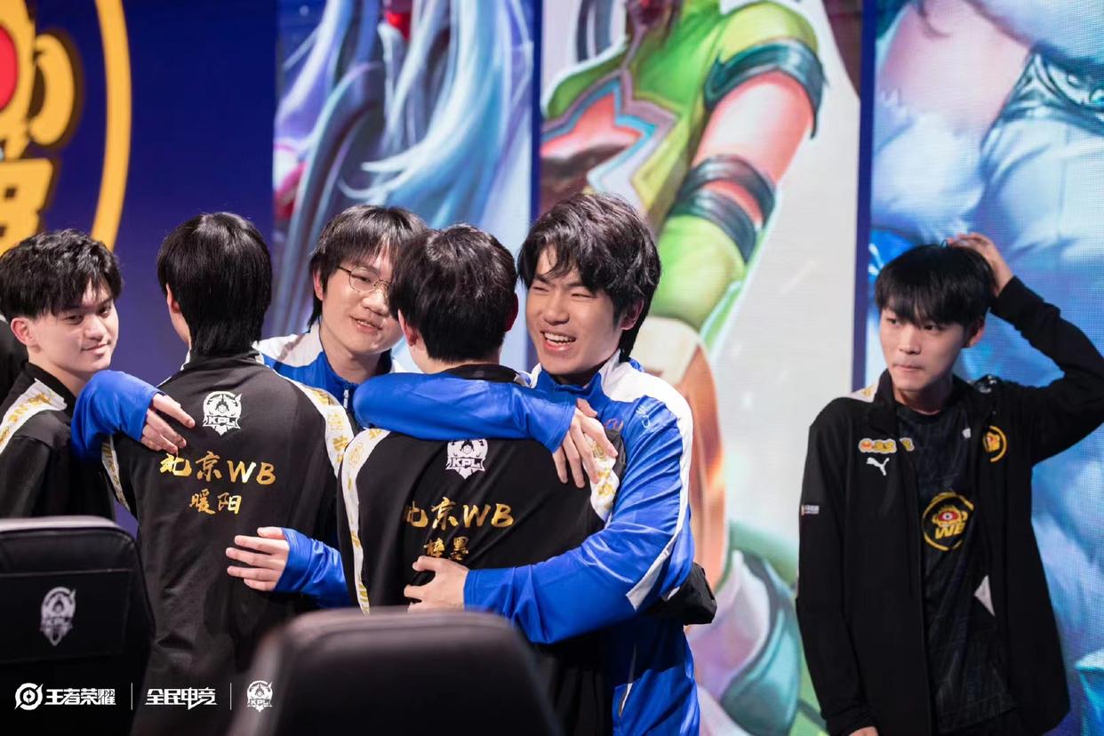 eStar3-0零封RW，S組基本大結局！「狼猴星佛」排前4，挺進季後賽 - 資訊咖