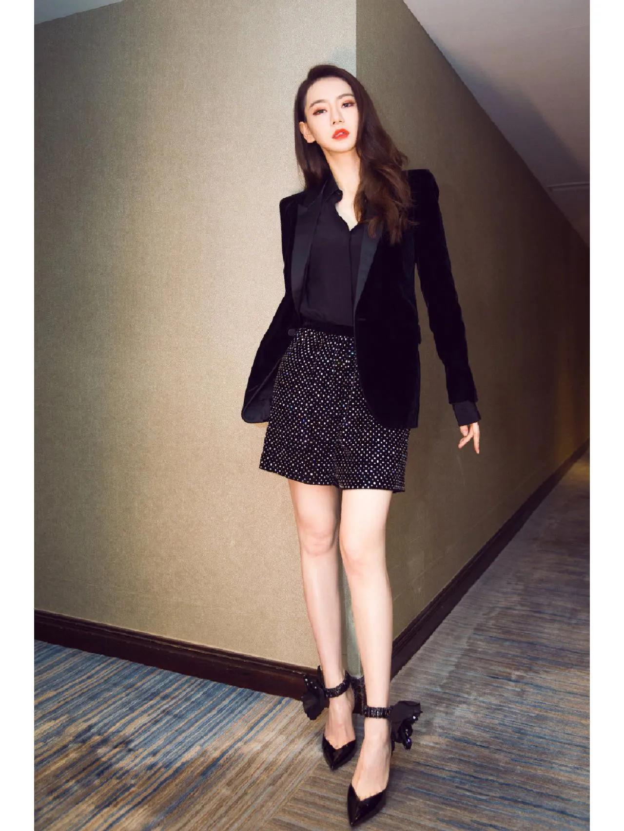 Qiwei black princess dress - iMedia