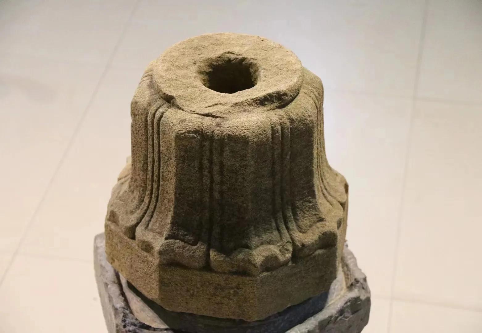 [Elegant Room - Qinglian Stone Seat] - iNEWS