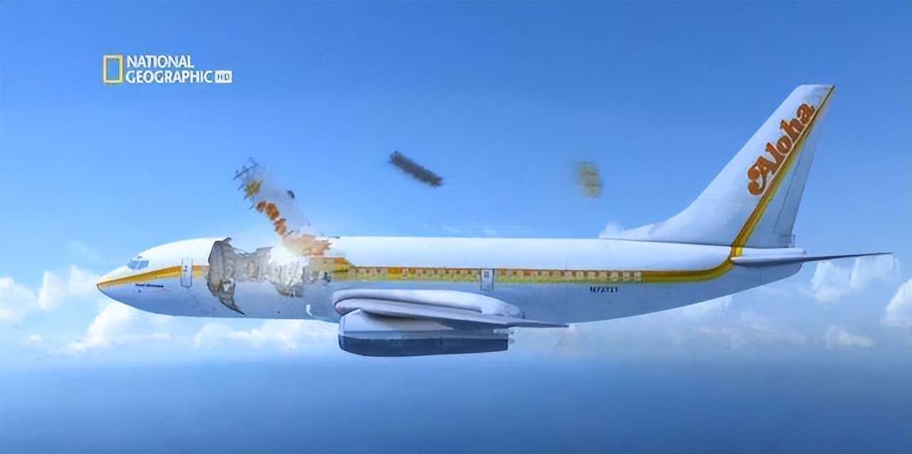 Boeing 737 flight in distress, roof ruptured into convertible plane ...