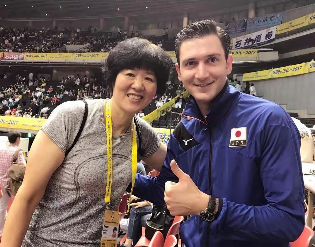 Former captain Zhu Ting announced her engagement!Her husband used to be ...