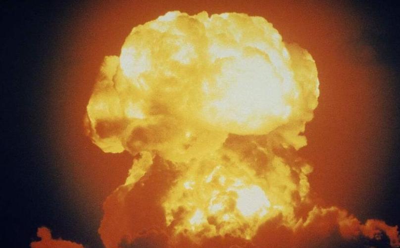 How small is the world's smallest nuclear bomb?How powerful is the ...