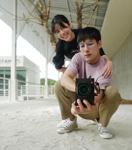 There is no breakup - Thai star Kenp and Esther are still together - iMedia