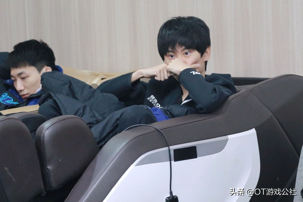 "FPX is very far from s8's IG", Doinb sharply commented on the old club: they sent too much to ...