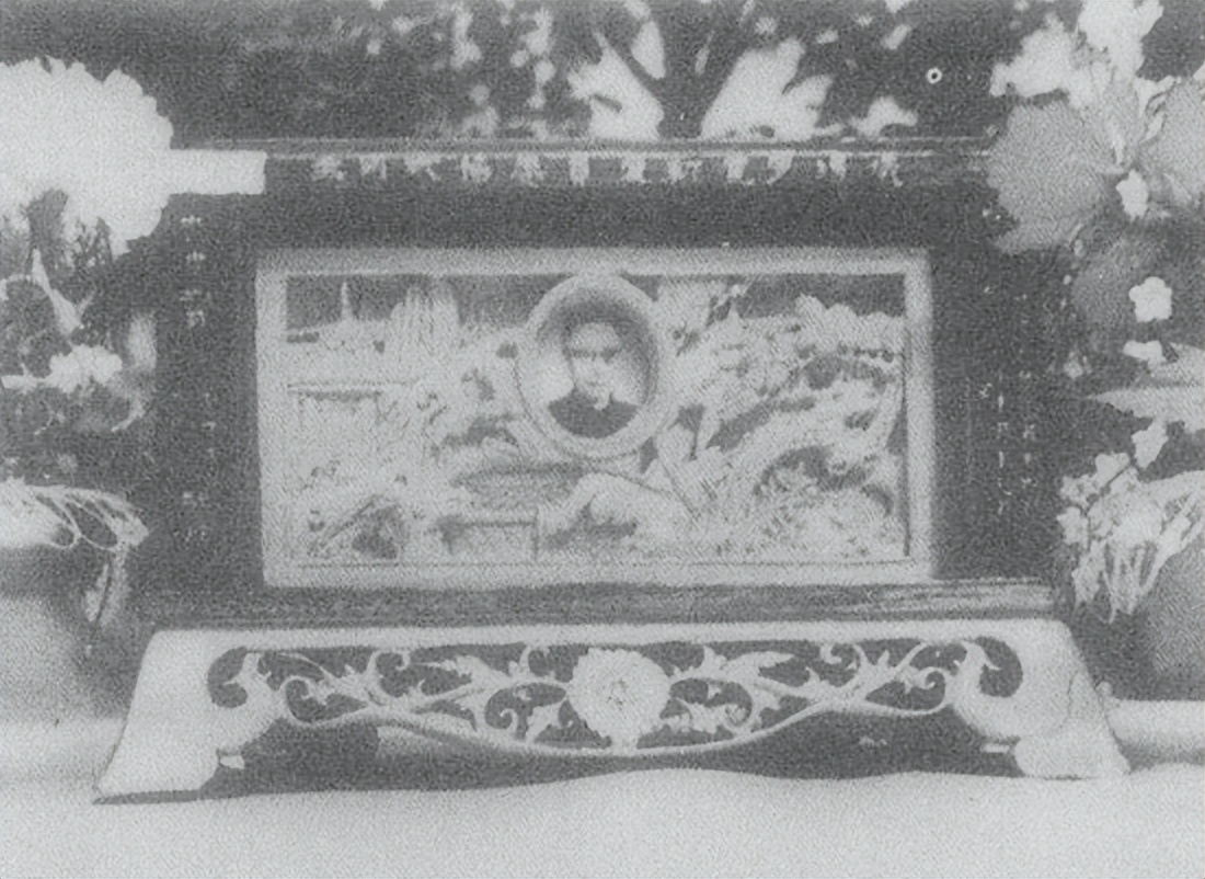 In 1995, Li Shuxian insisted on relocating Puyi, and was told to buy ...