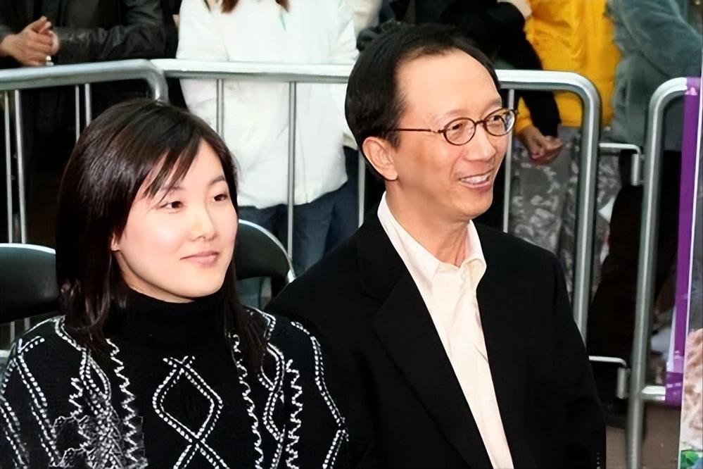 Hong Kong's "God of Wealth" married Fu Mingxia, who was 26 years ...