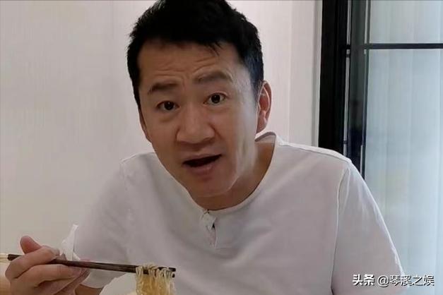 The current situation of 38-year-old actor Li Jiaming: selling fruit on ...