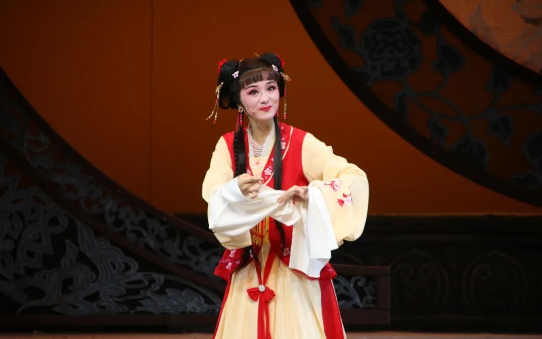 The "confrontation" between the old lady Shi and the concubine ...