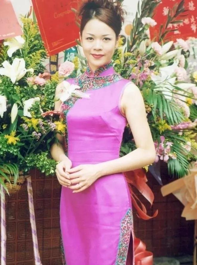 "Ms. Australia" triathlon, happy Zeng Xiaoyan. - iMedia