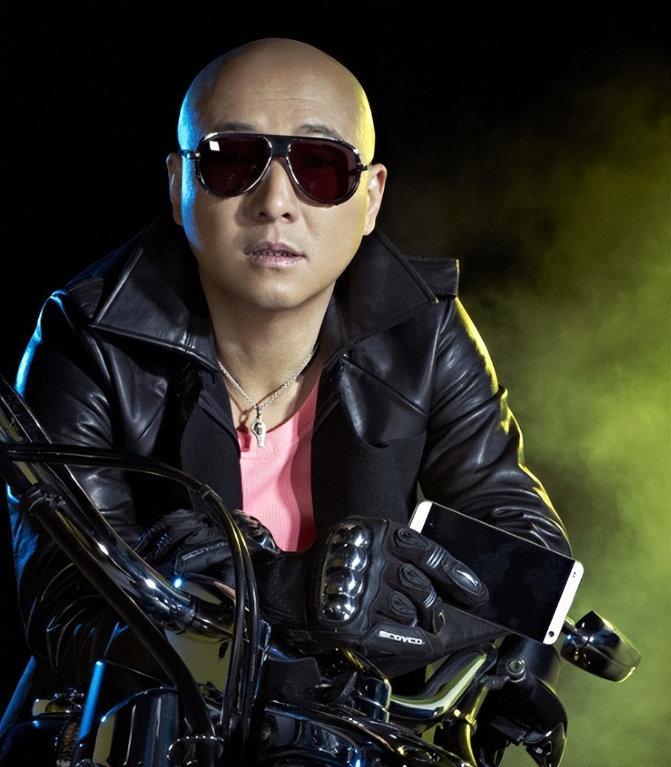 The "Disappearance" of "Green Cannon King" Zhou Xiaoou is the sorrow ...