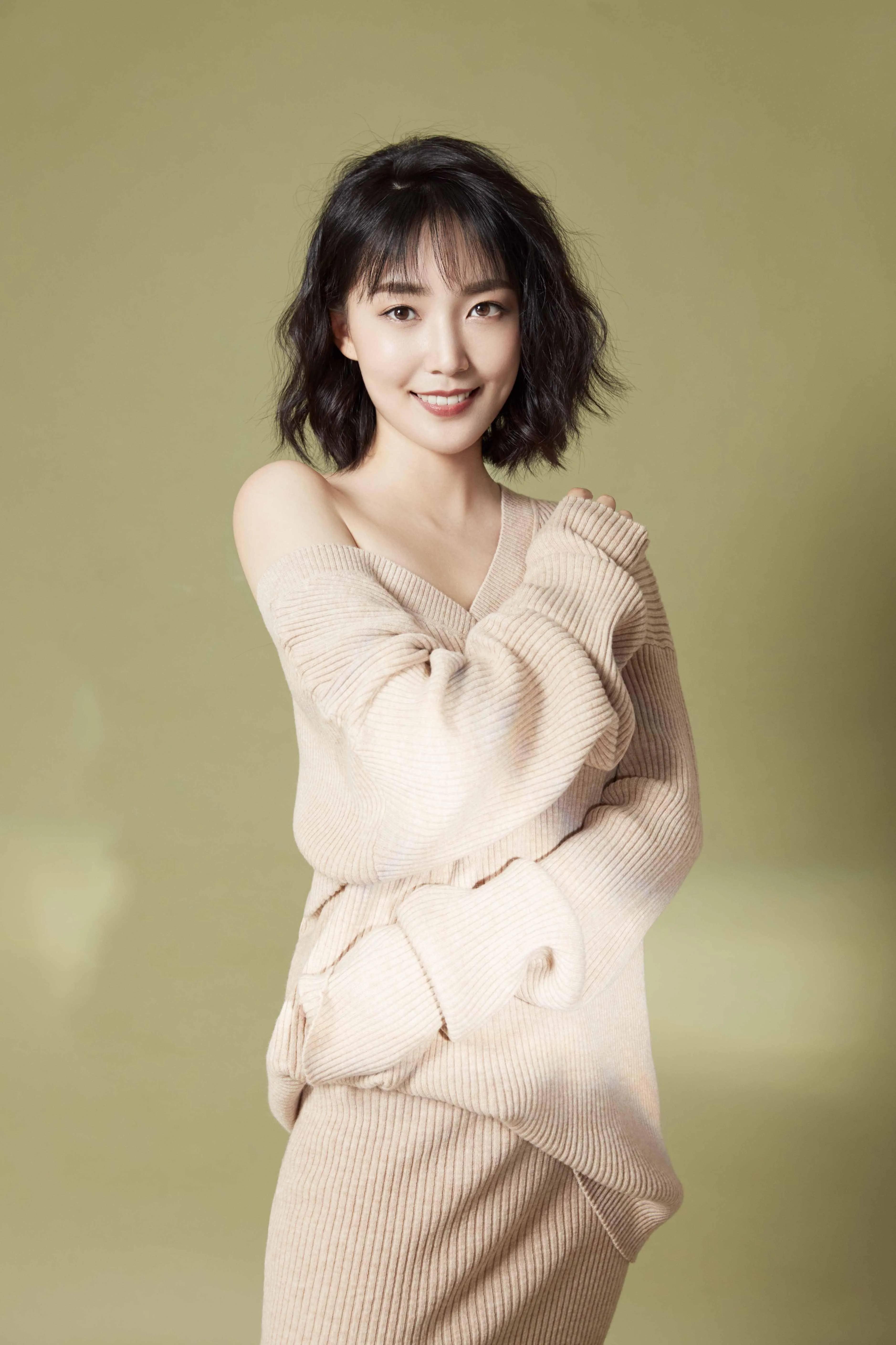 Zhang Yi is so pretty - iNEWS