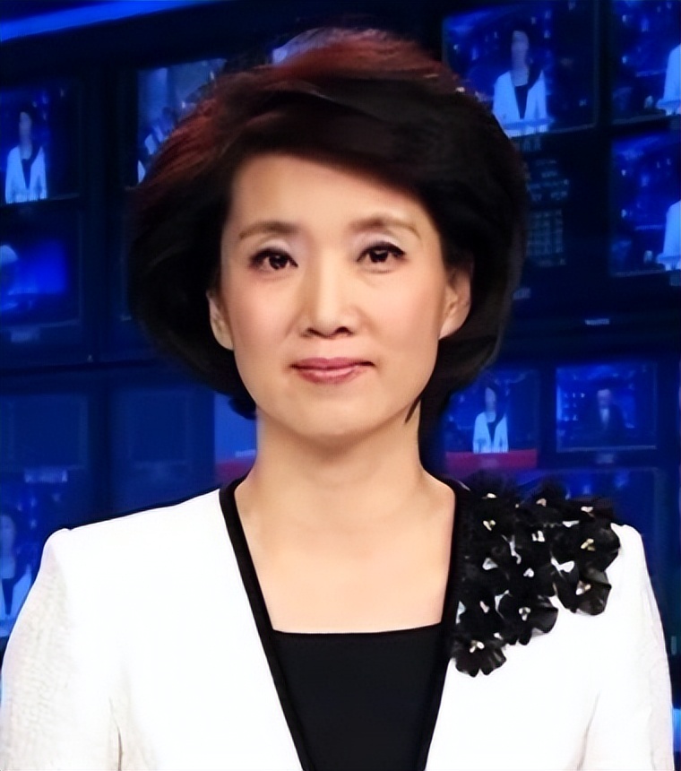 CCTV "Chief Female Anchor" Li Xiuping: Remarried at 42 and married a ...