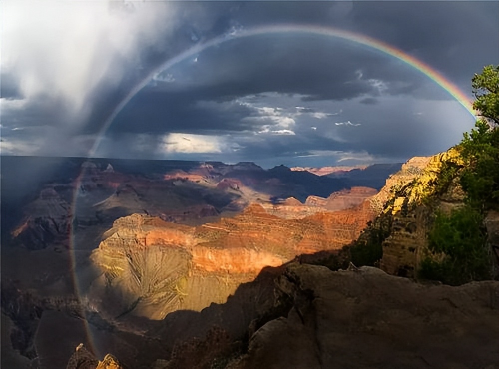 Buddhist legends: Guangmu Tianwang has a third eye, which is said to be ...