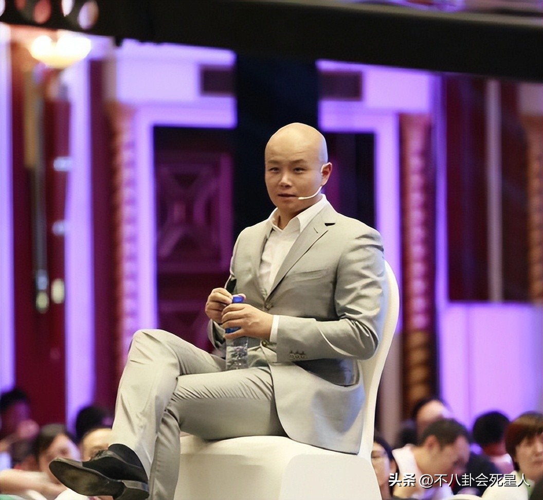 It's also tanning. Putting Gu Tianle, He Sui, and Le Jia together, the ...