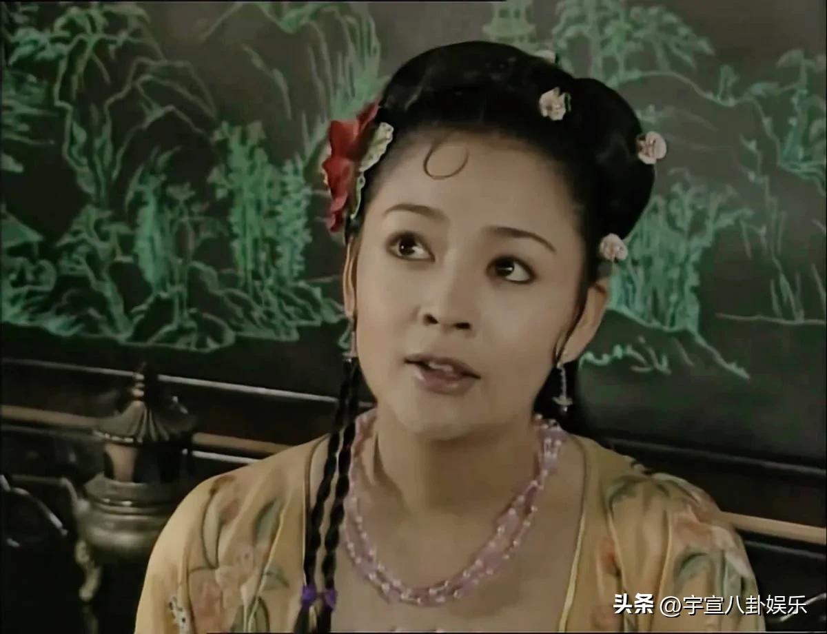 Chen Jiayan: After divorcing Lian Yiming, she adopted her daughter ...