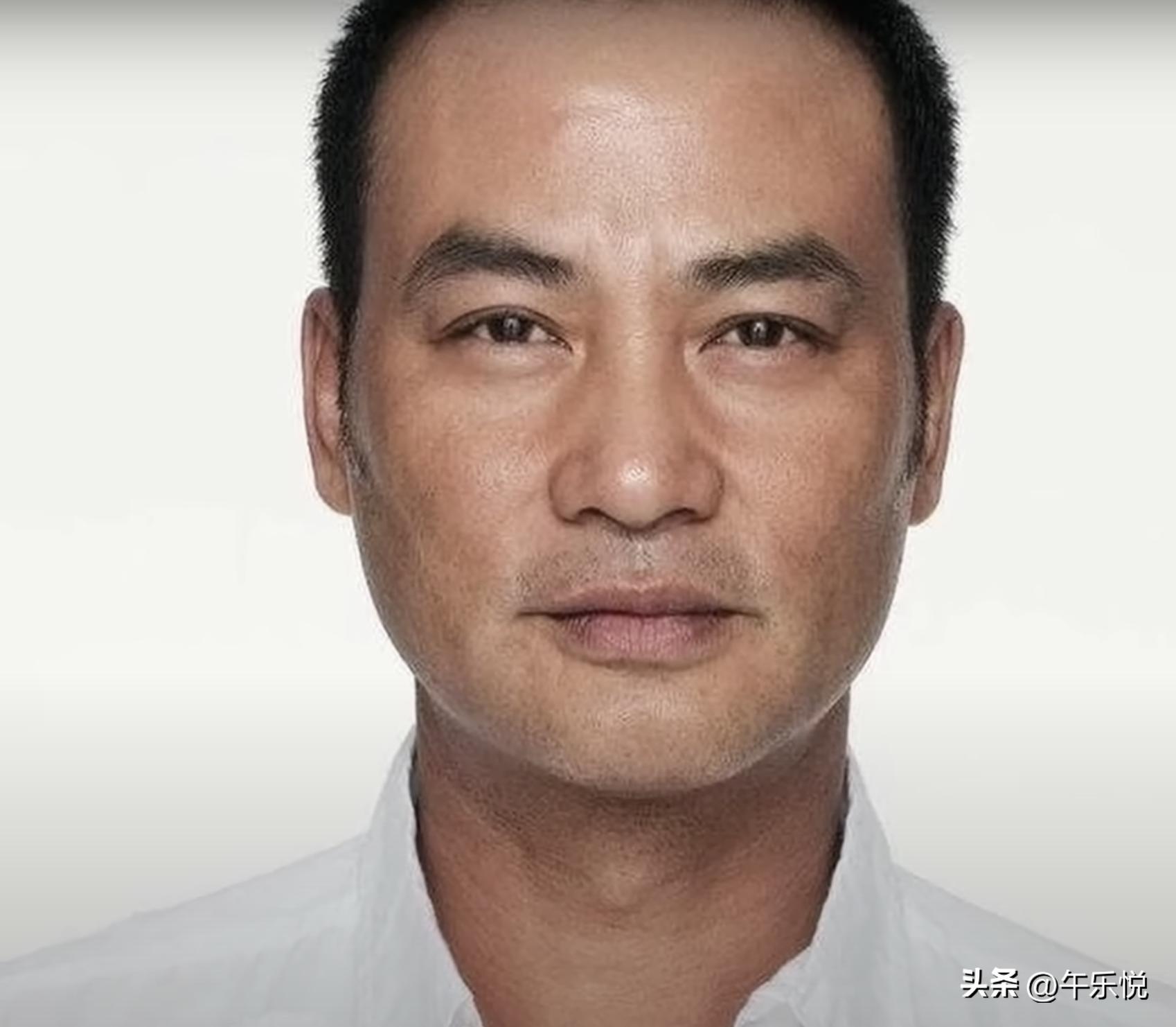 The father of a well-known actor in Hong Kong was shot dead when he was ...