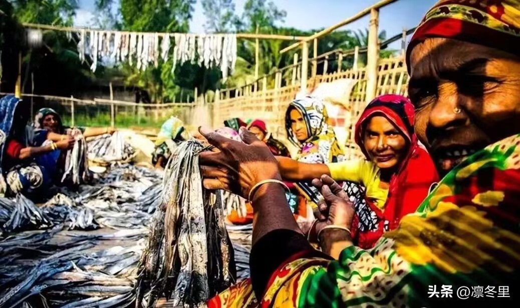 How did the Mughal Empire, known as the last glory of the Indian Middle ...