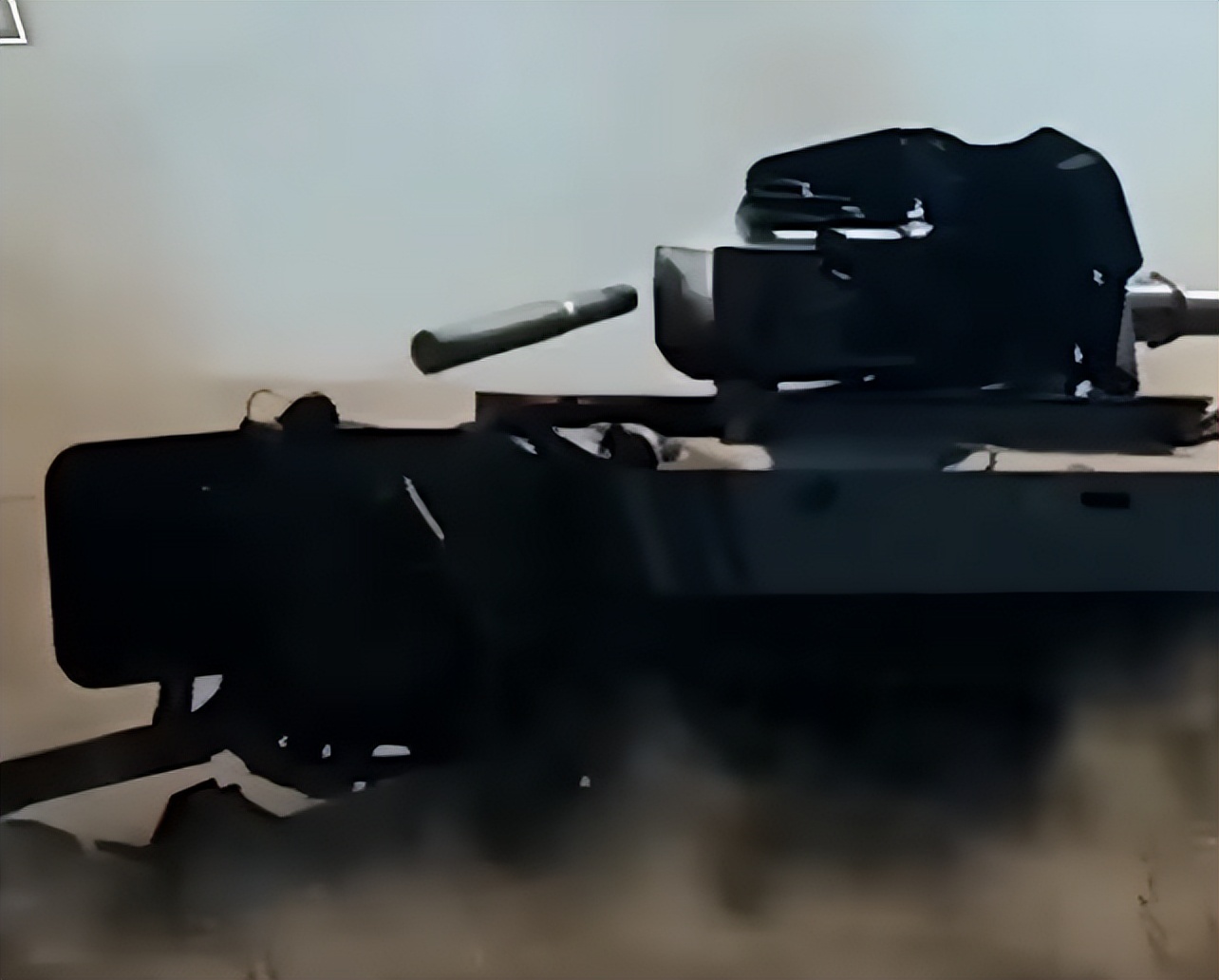 Ukrainian field modified 100mm self-propelled anti-tank gun - iNEWS