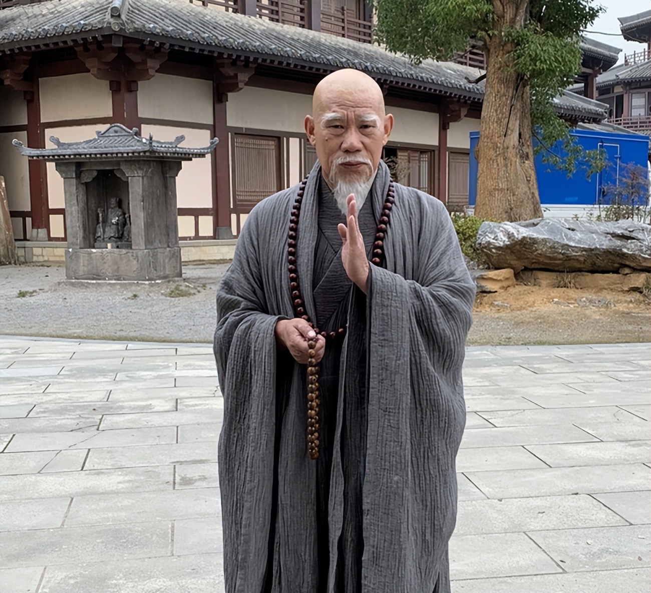 Actor Yang Qingwen: The 60-year-old love of acting career is still the ...