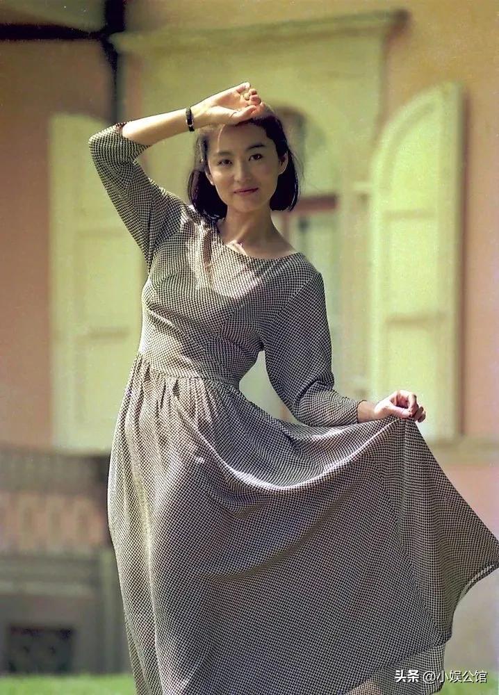 Brigitte Lin's old photos - a trip to Europe in 1991, look at the ...