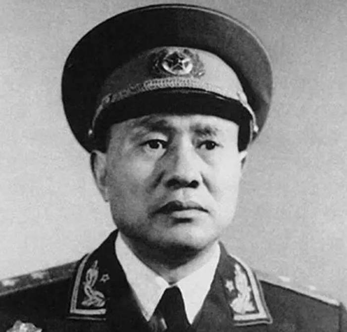 In the 1990s, an old general took the risk and told Marshal Lin Biao ...