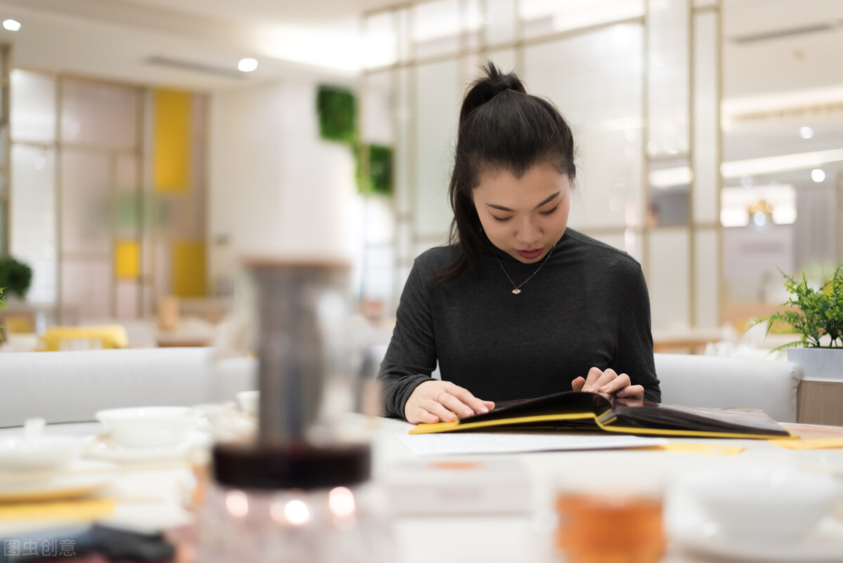 The sixth season of the business experience program "Chinese Restaurant ...