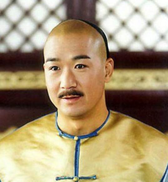 The collapsed house of Zhang Guoli, a big family, tore down the fig ...