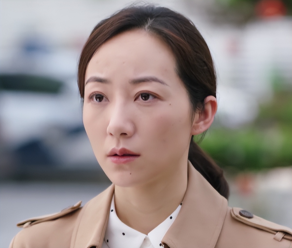 "People by the Canal" Han Xue's appearance is super beautiful, and she ...