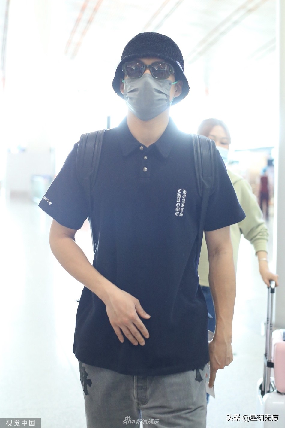 Han Dongjun set off to record "Flowers and Teenagers" with a cool ...