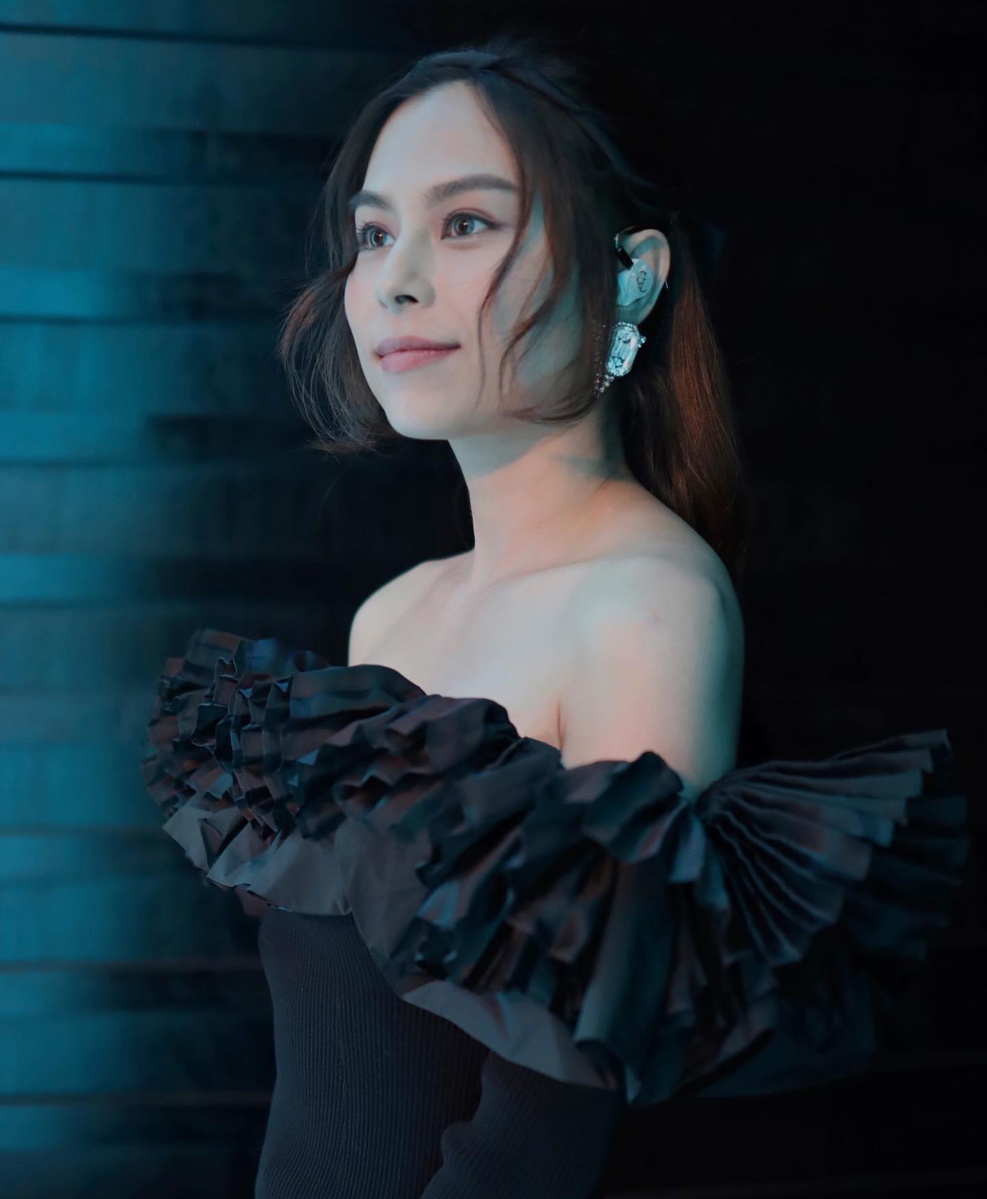 not easy! 33-year-old female singer Hong Kong Development once had no ...