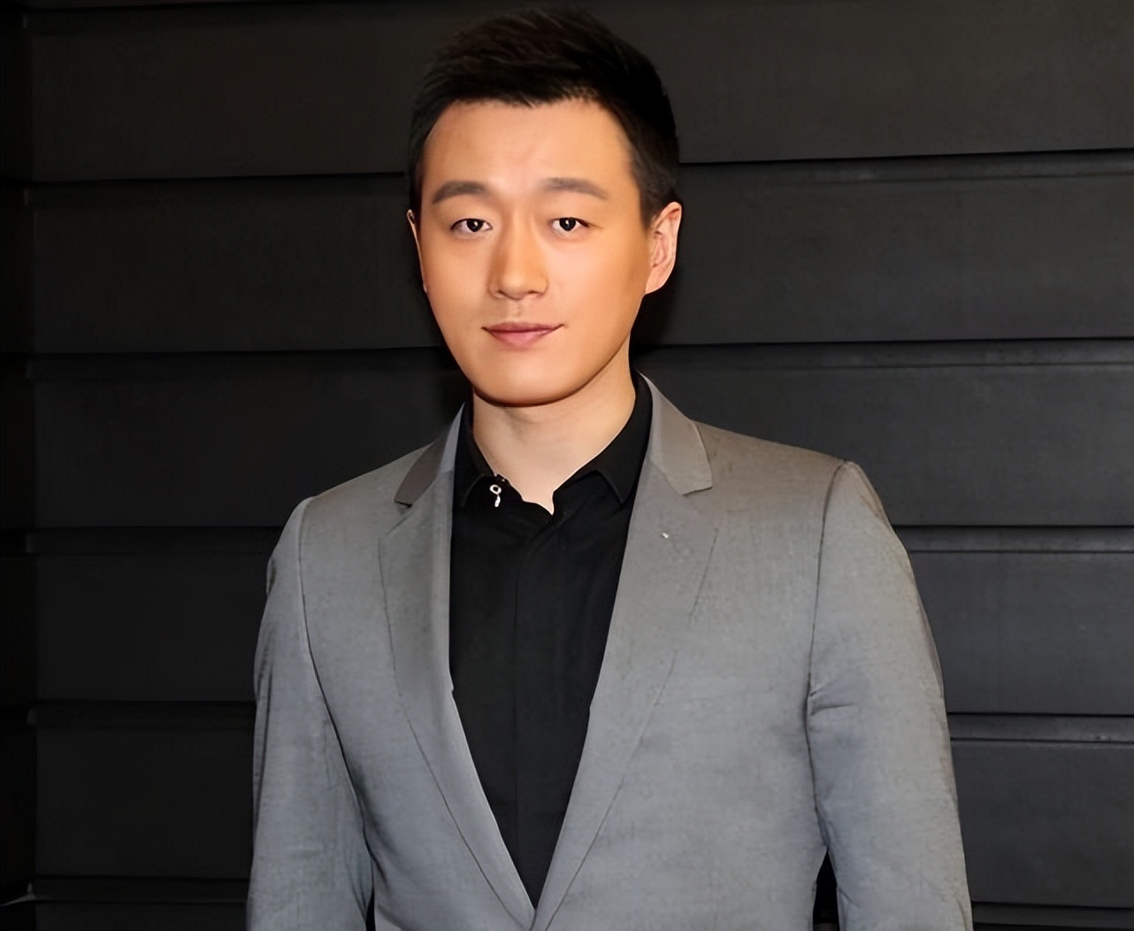 After the demise of the Qing Dynasty, what were the eight surnames of ...