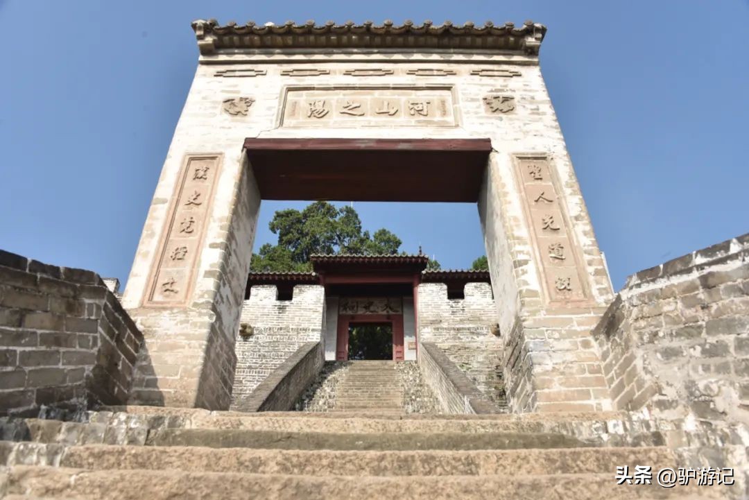 The historian's swan song, the rhythmless li Sao, why is the tomb of ...