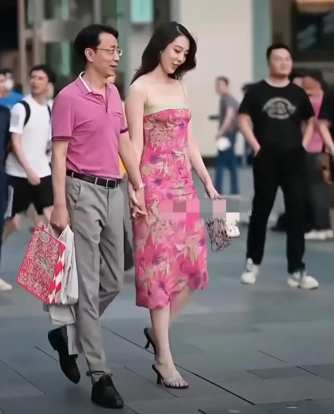 This time I really don't blame Mr. Hu! Ms. Dong is a master of Shida ...