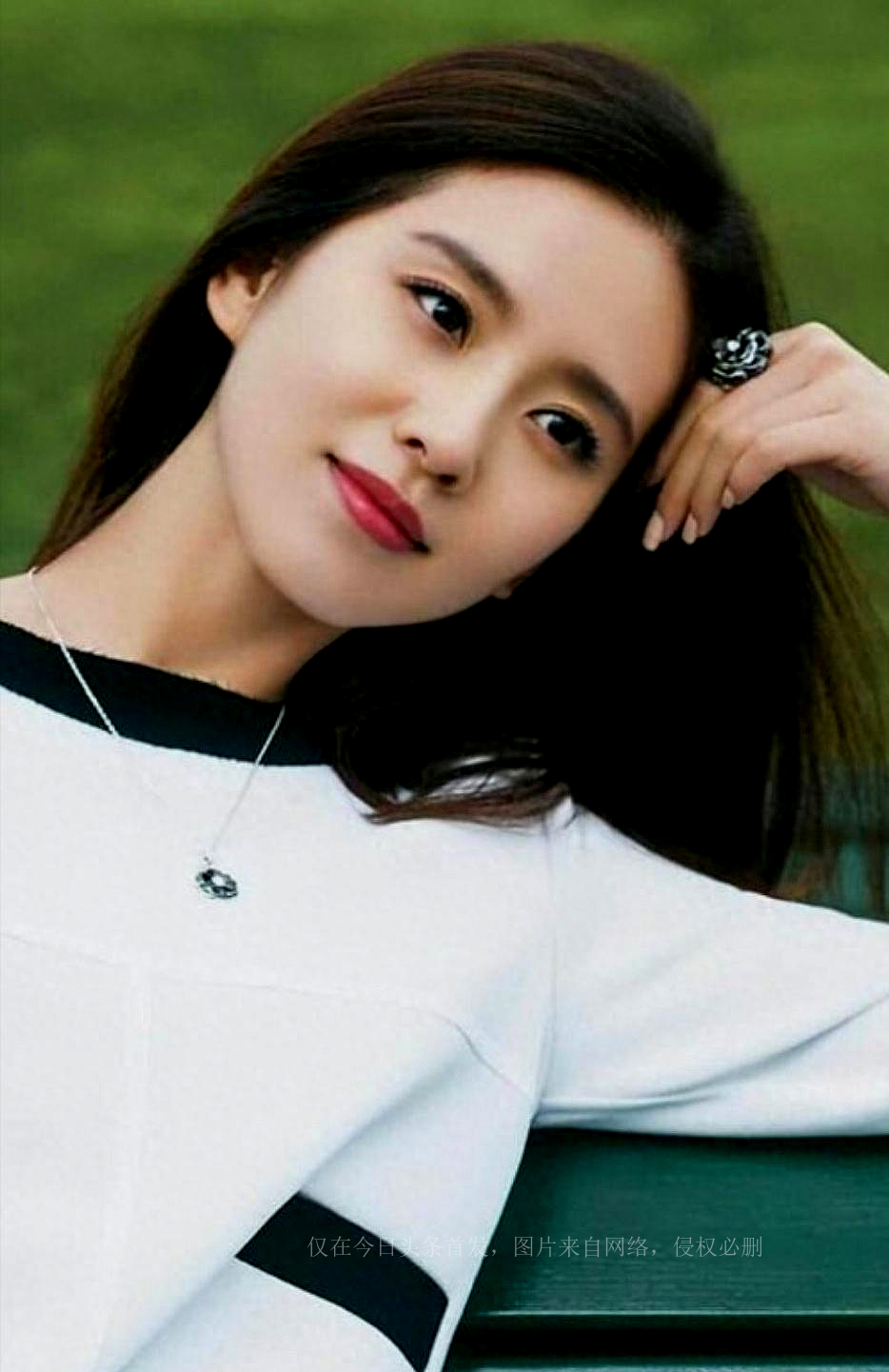 These four female stars from the Hui ethnic group are all good-looking ...