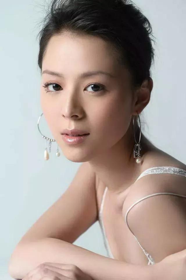 Zhang Jingchu#The most memorable is the scene with Wu Yanzu in the disciples?? - iNEWS