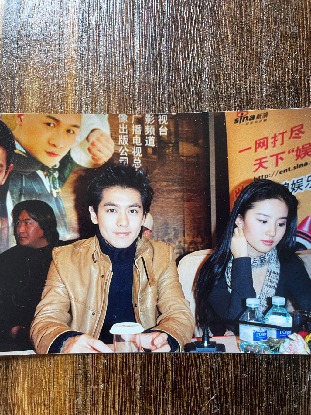 Liu Yifei and Lin Zhiying took a group photo 20 years ago - iMedia