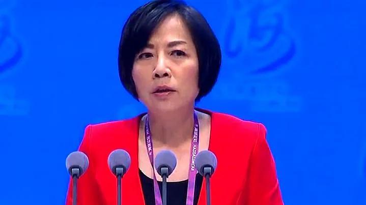 Huang Zhixian, a chivalrous girl who grew up in a dark green family - iNEWS